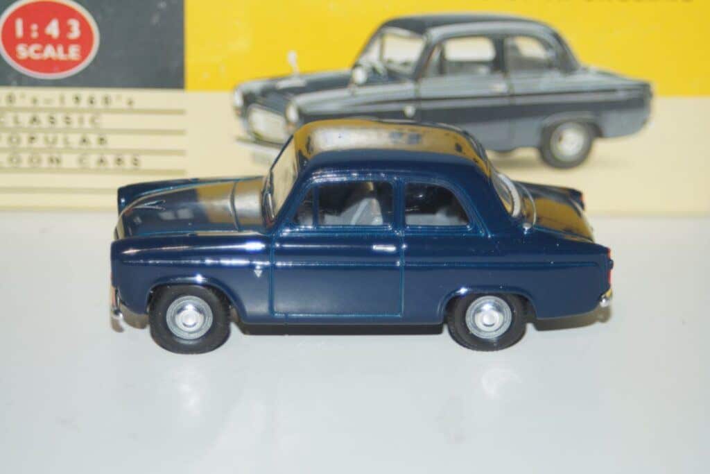 Vanguards Ford 100E Blue VA21003 1:43 Scale